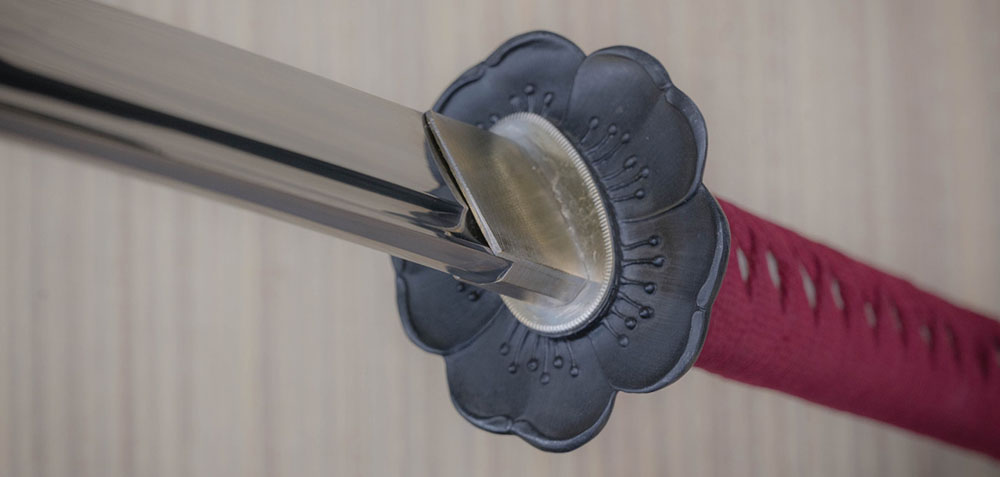 Dragon King Differentaily Hardened Spring Sakura Katana