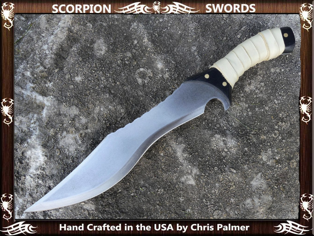 Scorpion Swords - Dune II Inspired Knife of Feyd-Rautha
