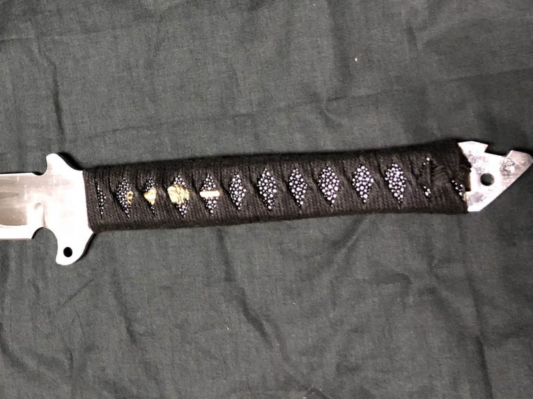 Probably the Last Sword in Time For Christmas (and it’s a real bargain ...